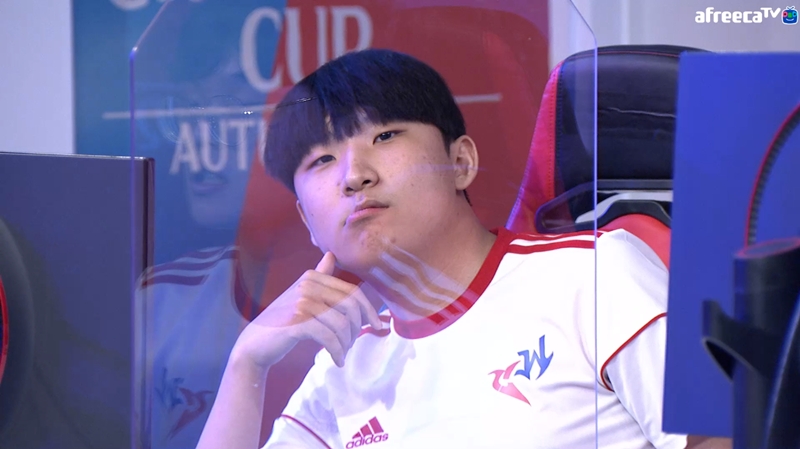 Eacc 크레이지윈 노바 압도하며 승점 7점 수확