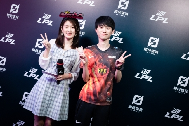 LPL Global host Wendy, "Interpreter Zeetwo is a motivator for me"