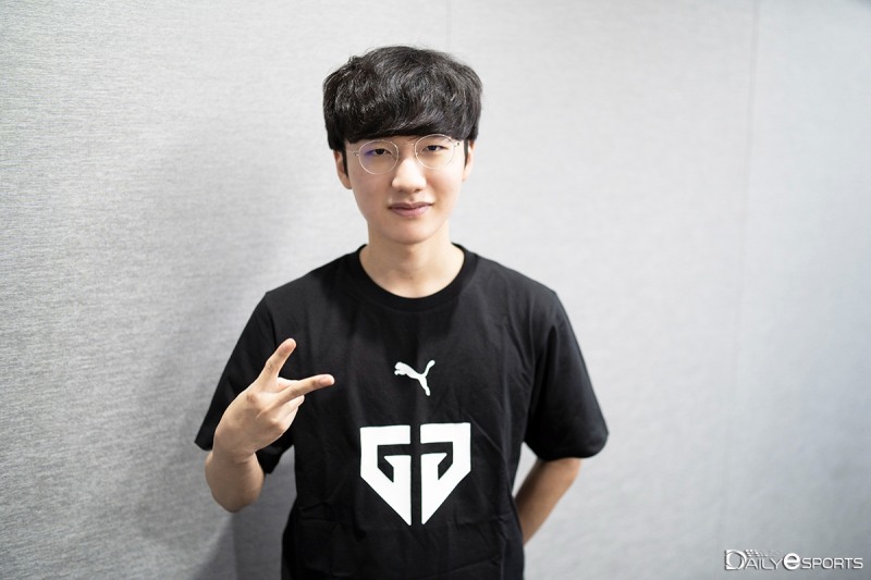 김용우가 만난 사람 젠지로 돌아온 피넛 한왕호 사람 인생 모른다고