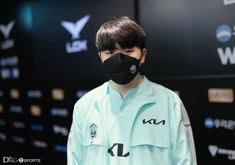 Lck 585일간 리 신 17연승 캐니언 김건부 리 신이 워낙 좋아서