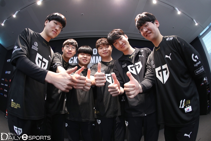 롤드컵 선발전 젠지 T1 완파하고 전세계 마지막 티켓 확보