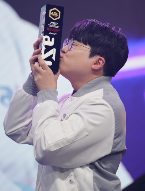 퀸의 아들 김명운 Asl 3연속 우승까지 달려보겠다