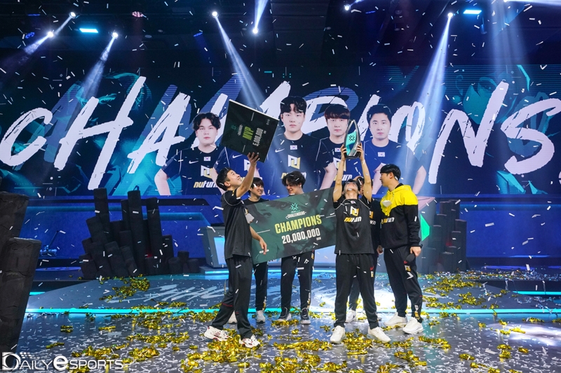 포토 발로란트 한국 챔피언 누턴 게이밍 우승 축포다
