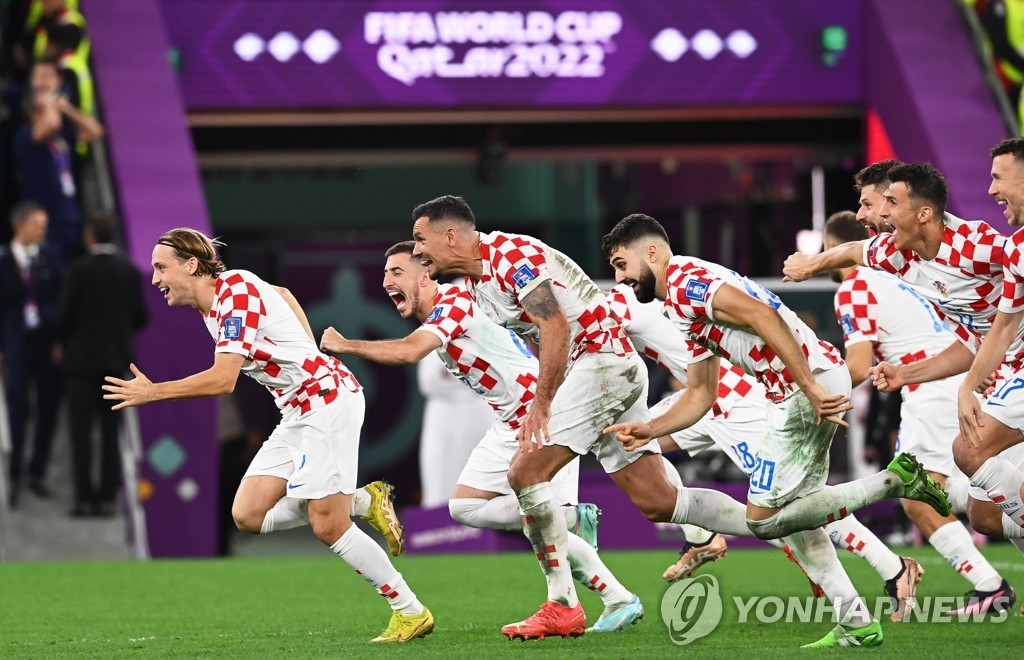월드컵 크로아티아 승부차기 끝에 브라질 제압4강 진출 이변