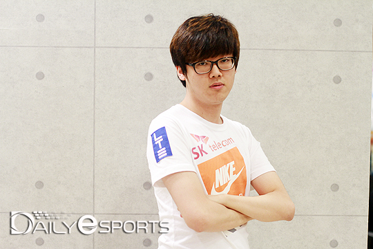Wcg 2013 Sk텔레콤 원이삭 8강서 정윤종과 맞대결종합