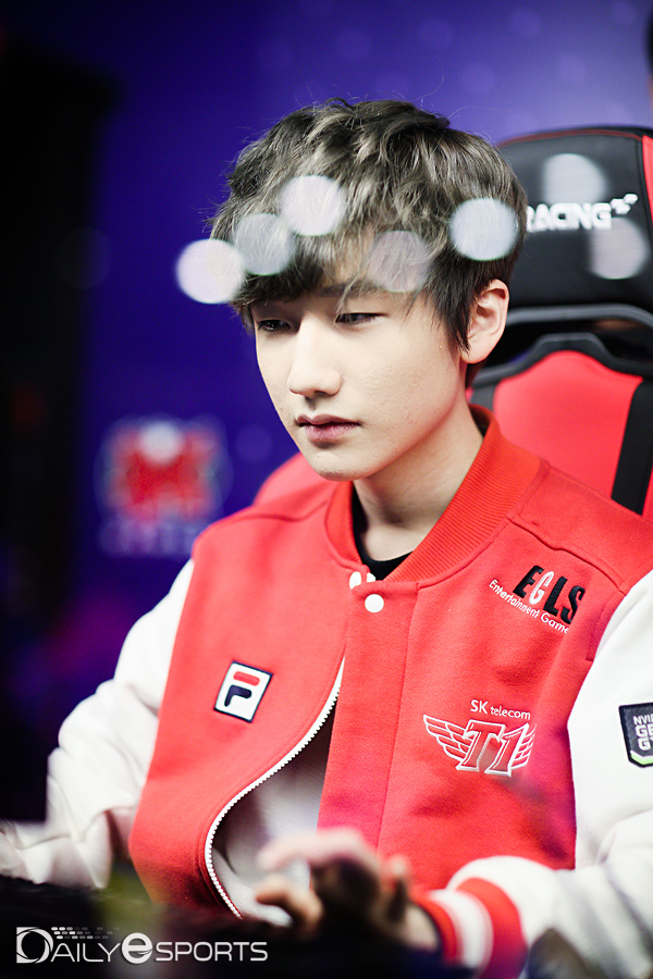 포토 Skt 피넛 한왕호 미소년이 여기있네