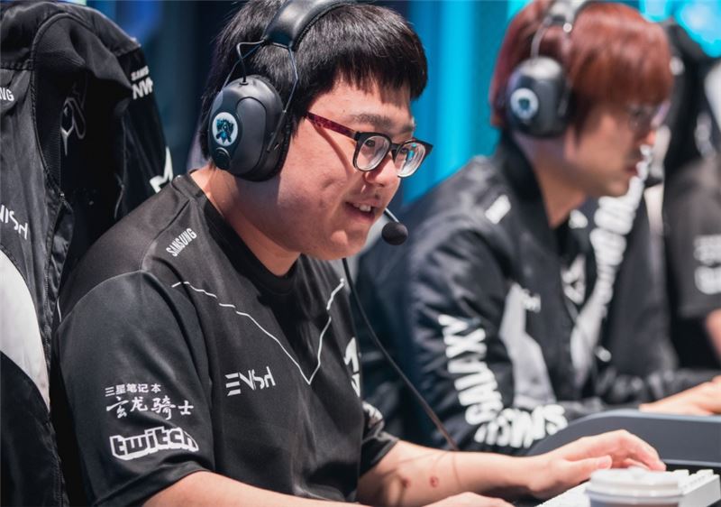 롤드컵 삼성 운영의 진수 보여주며 G2까지 격파