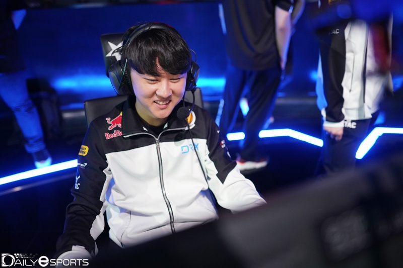 Lck Drx 표식 킨드레드 앞세워 농심에 반격1 1