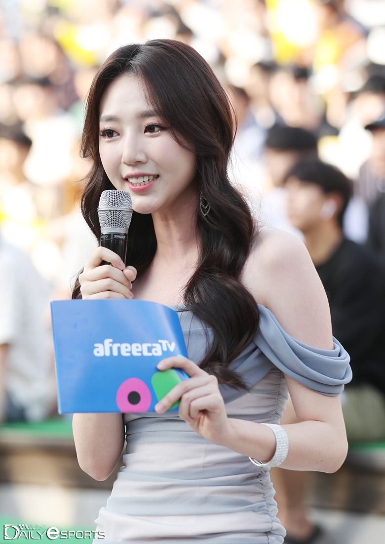 포토 Asl 결승전 막 연 이현경 아나운서