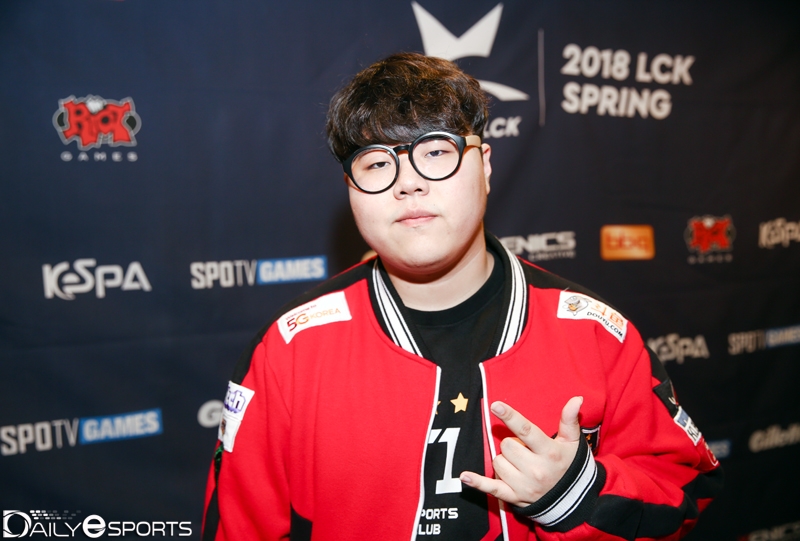 울프 이재완 스트리머로 T1 복귀