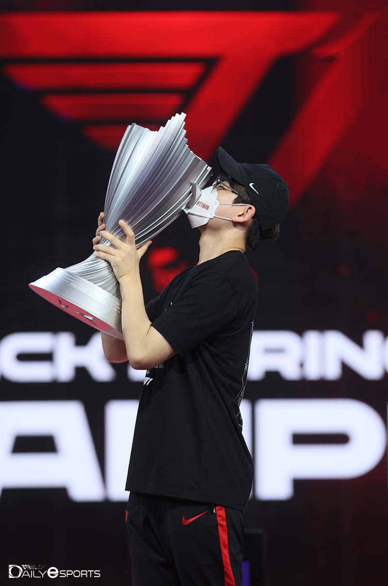 포토 구마유시 이민형 Lck 우승 세리머니